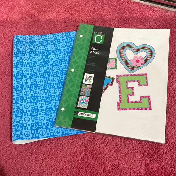 peace out! | Office | Nwt Soft Cover 3 Ring Binder And 3 Pack Folder ...